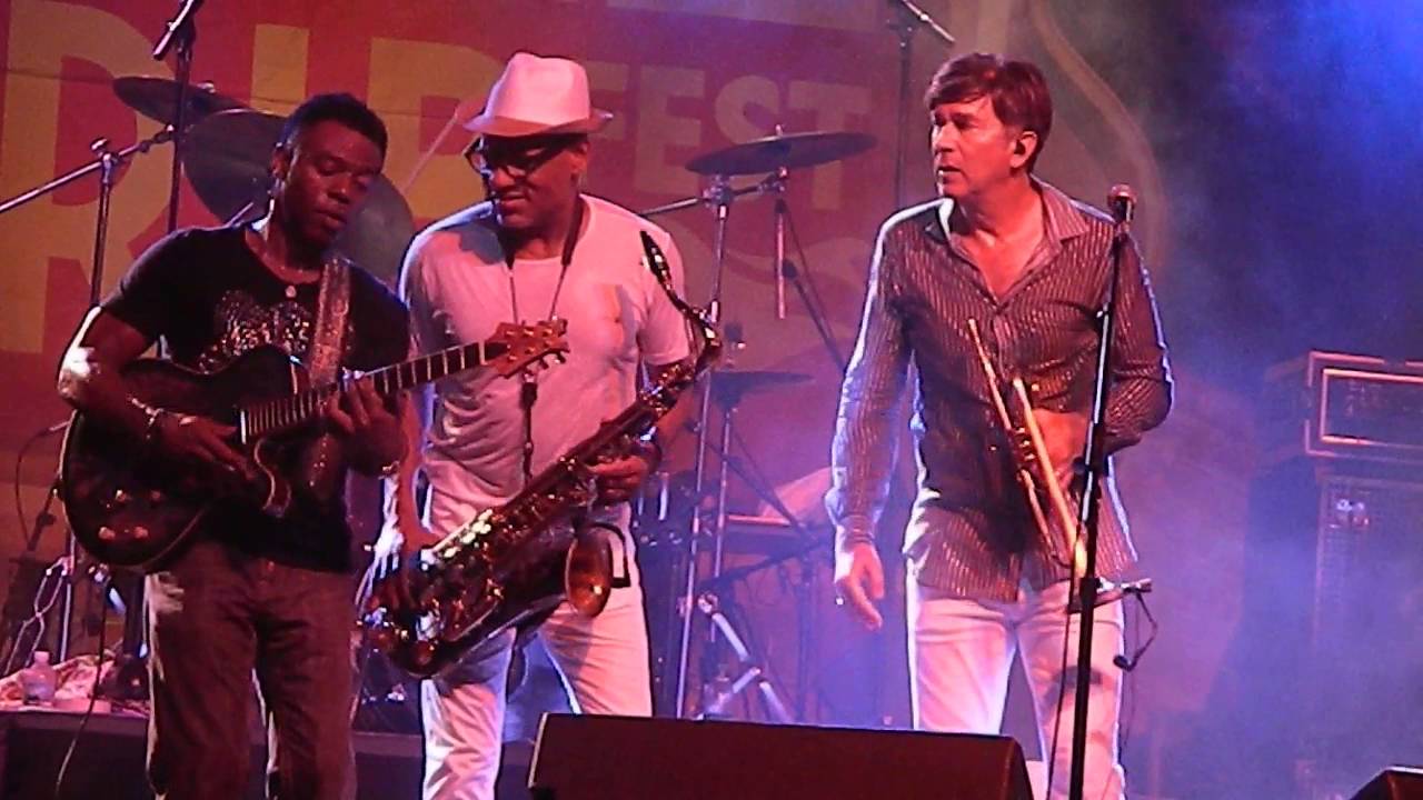 BWB: Norman Brown, Kirk Whalum & Rick Braun @ Jazz Fest. July 22. - YouTube