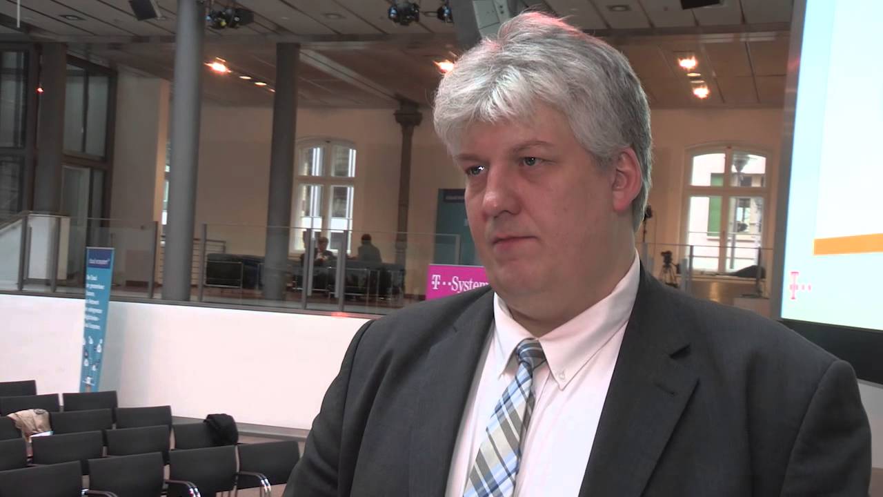 Frank Siemon T-System im Interview auf dem Winter Summit 2015 - YouTube