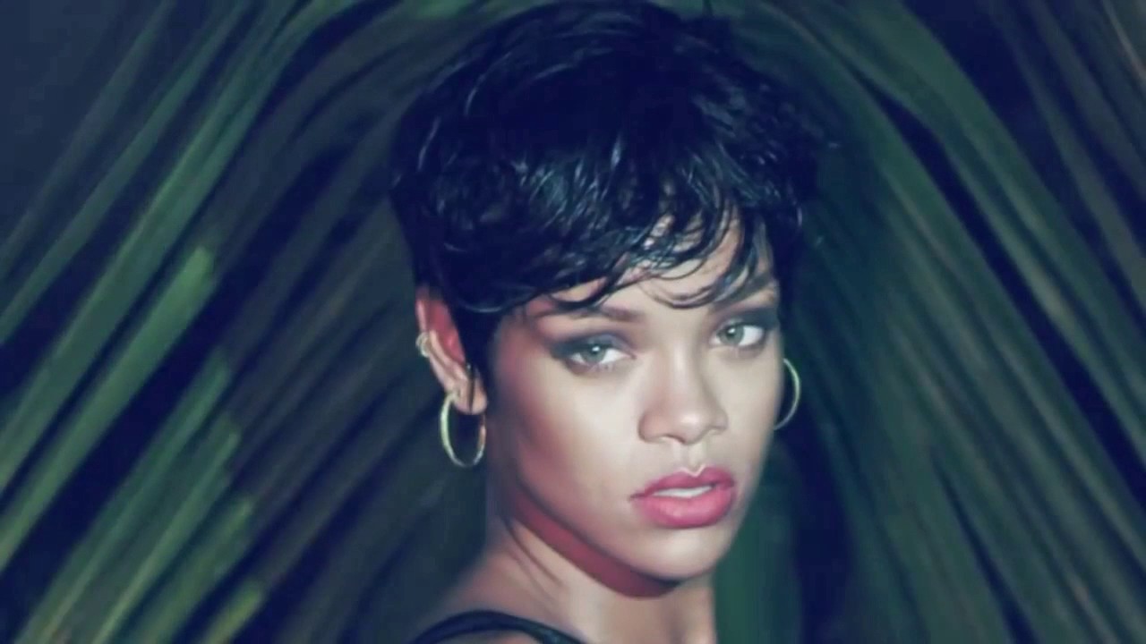 rihanna im back - YouTube