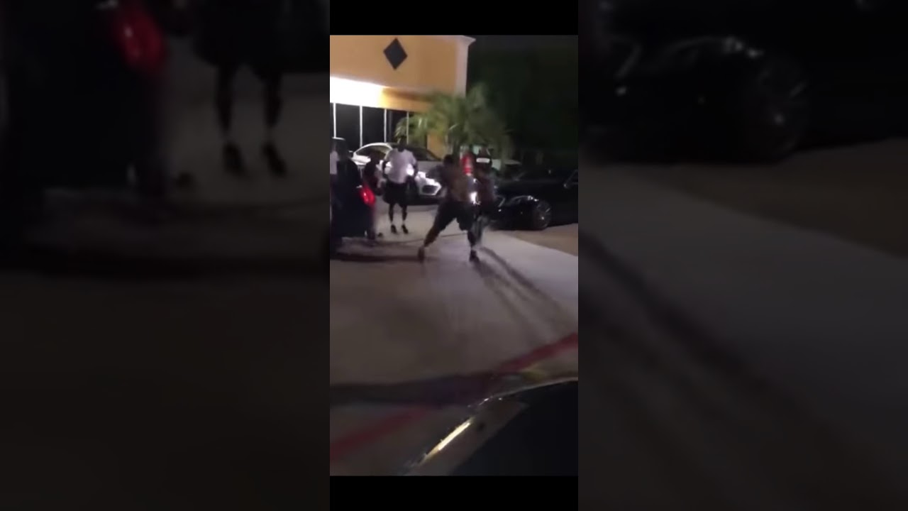 MAXO KREAM FIGHTS RIZZO RIZZO LASTNIGHT ENDS WITH TRUCE - YouTube