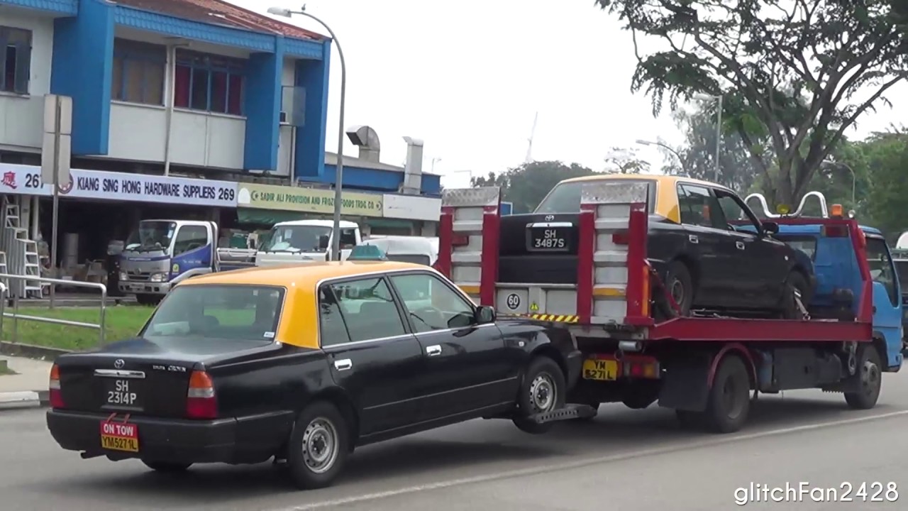 [Yellow Top Taxis] Memory Lane - Toyota Crowns on Tow - SH2314P ...