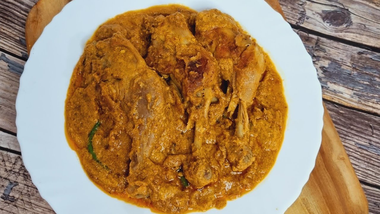 Chicken Roast |Sunday's special Chicken recipe |Bongo Bites - YouTube