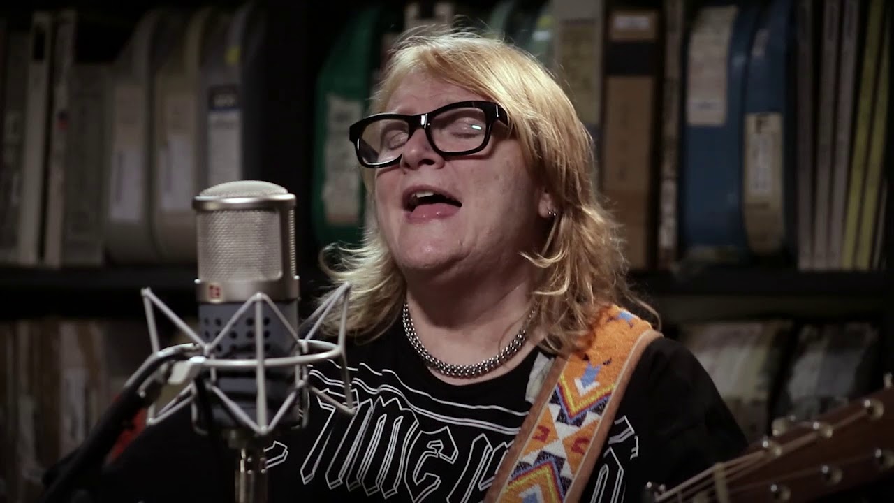 Emily Saliers - Fly - 11/15/2017 - Paste Studios, New York, NY - YouTube