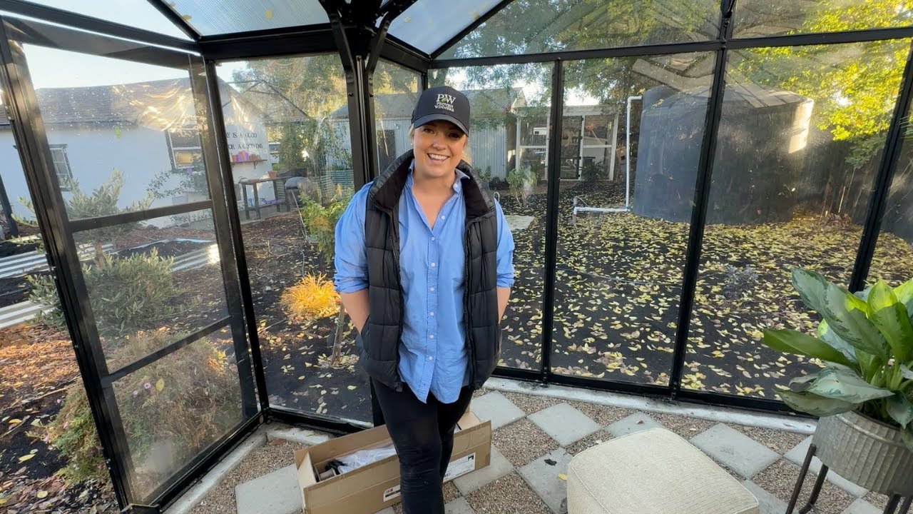 Setting Up the Greenhouse for Winter! 🪴 Day-Neutral Plants for a Lush ...