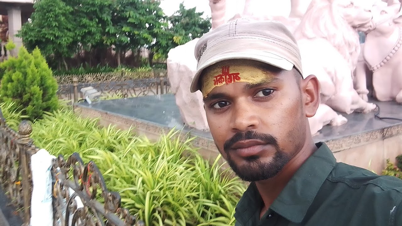 Satish Prajapati mauganj लाइव है! - YouTube