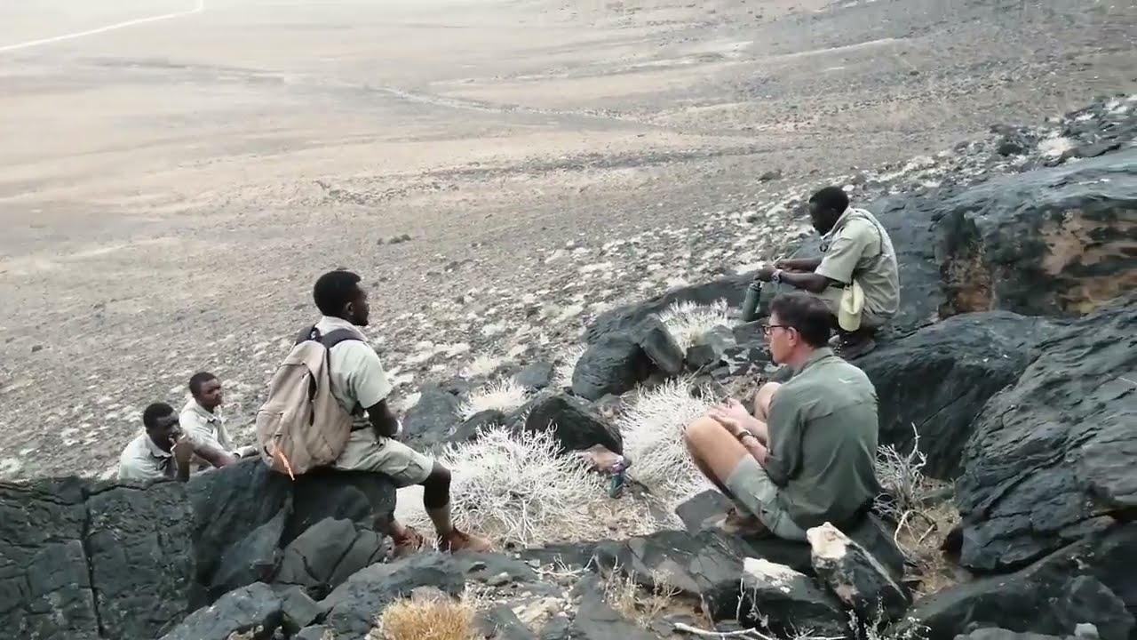 Guide training in the desert - YouTube