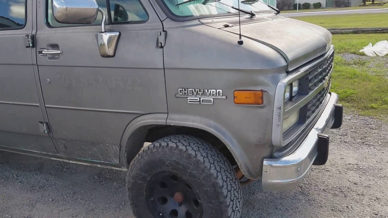 94 Chevy G20 5.7L van - YouTube