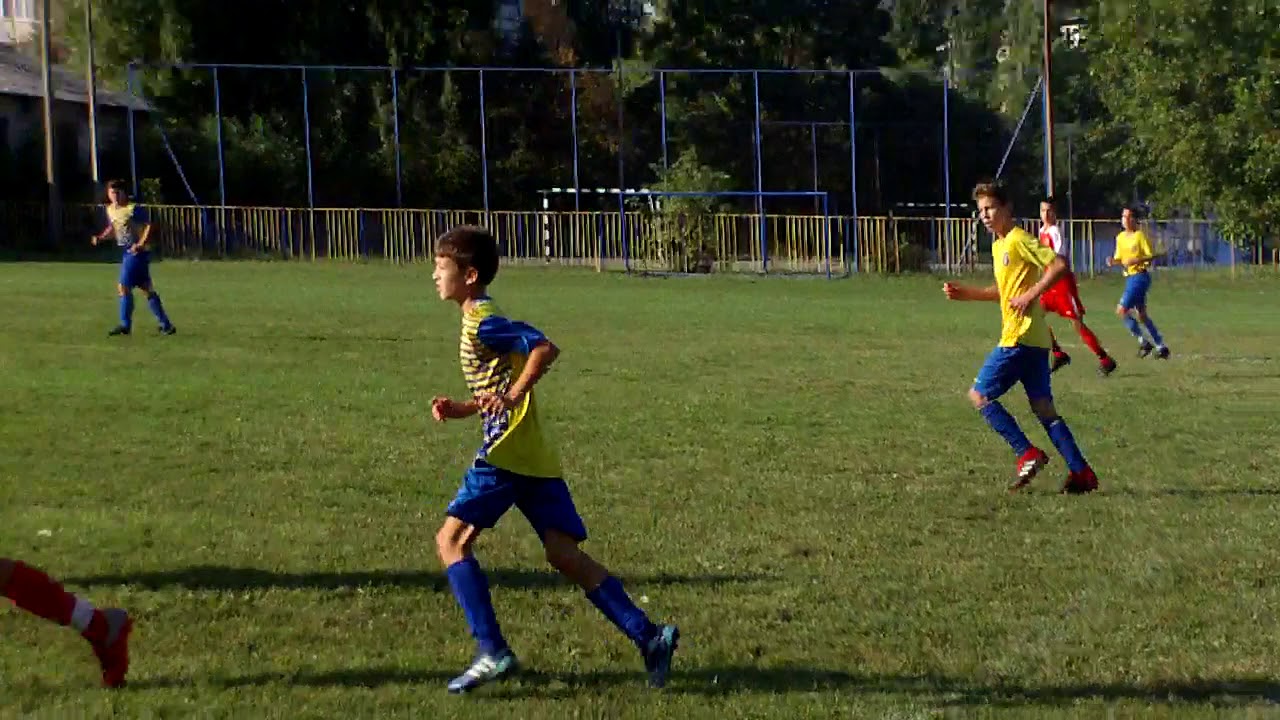 RFK NOVI SAD 1921 - ŠF KRILA KRAJINE (1) (2006,) - YouTube