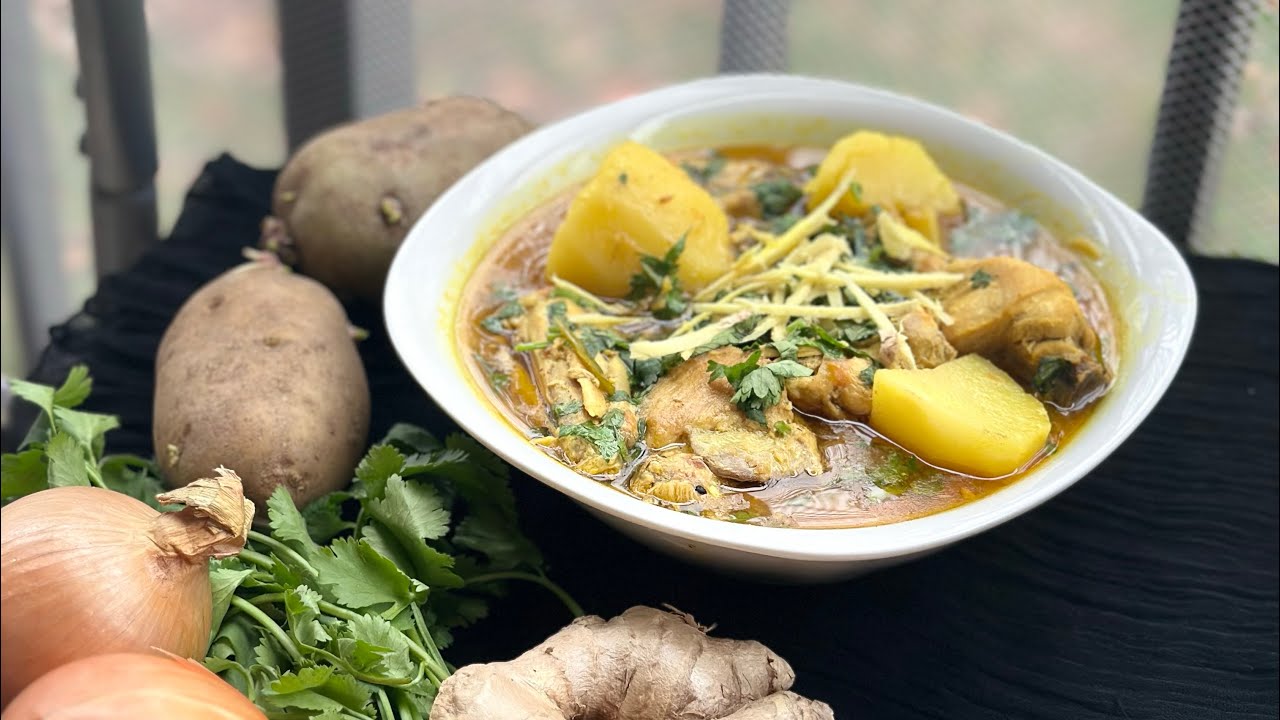 Aloo Ghosht Recipe with a very secret ingredient (Chicken Potato 🥔 ...