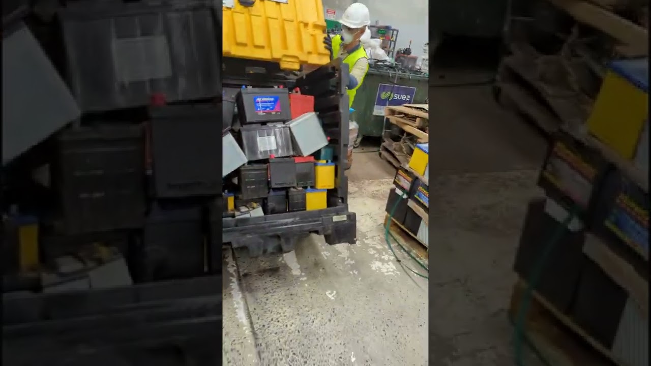 Auto unloading Used Lead Acid Batteries from the BTS Container - Part 1 ...