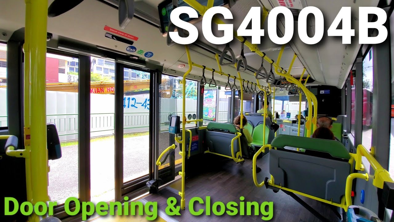 SG4004B - Door Opening & Closing on SBS Transit Bus Service 93 - YouTube