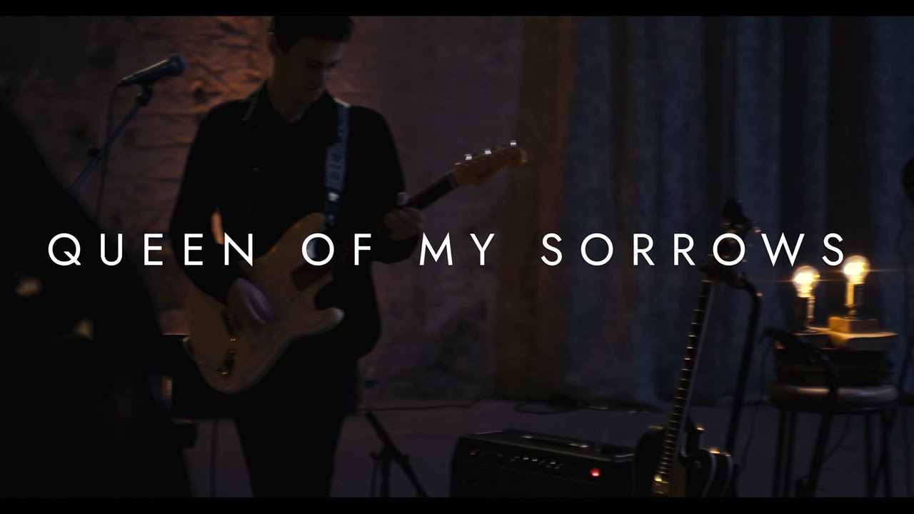 Red Moon Yard - Queen of my Sorrows (Videoclip) - YouTube