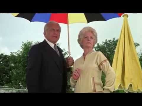 Caddy Shack pool - YouTube