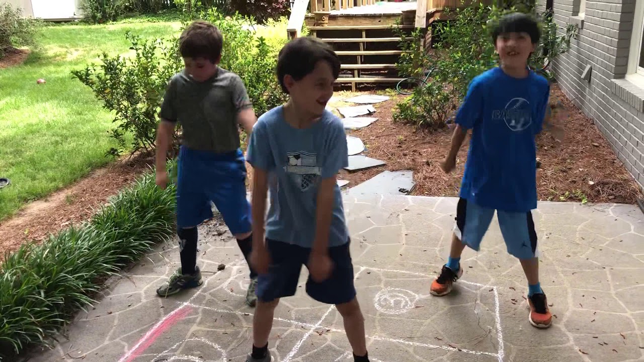 Kids flossing dance - YouTube