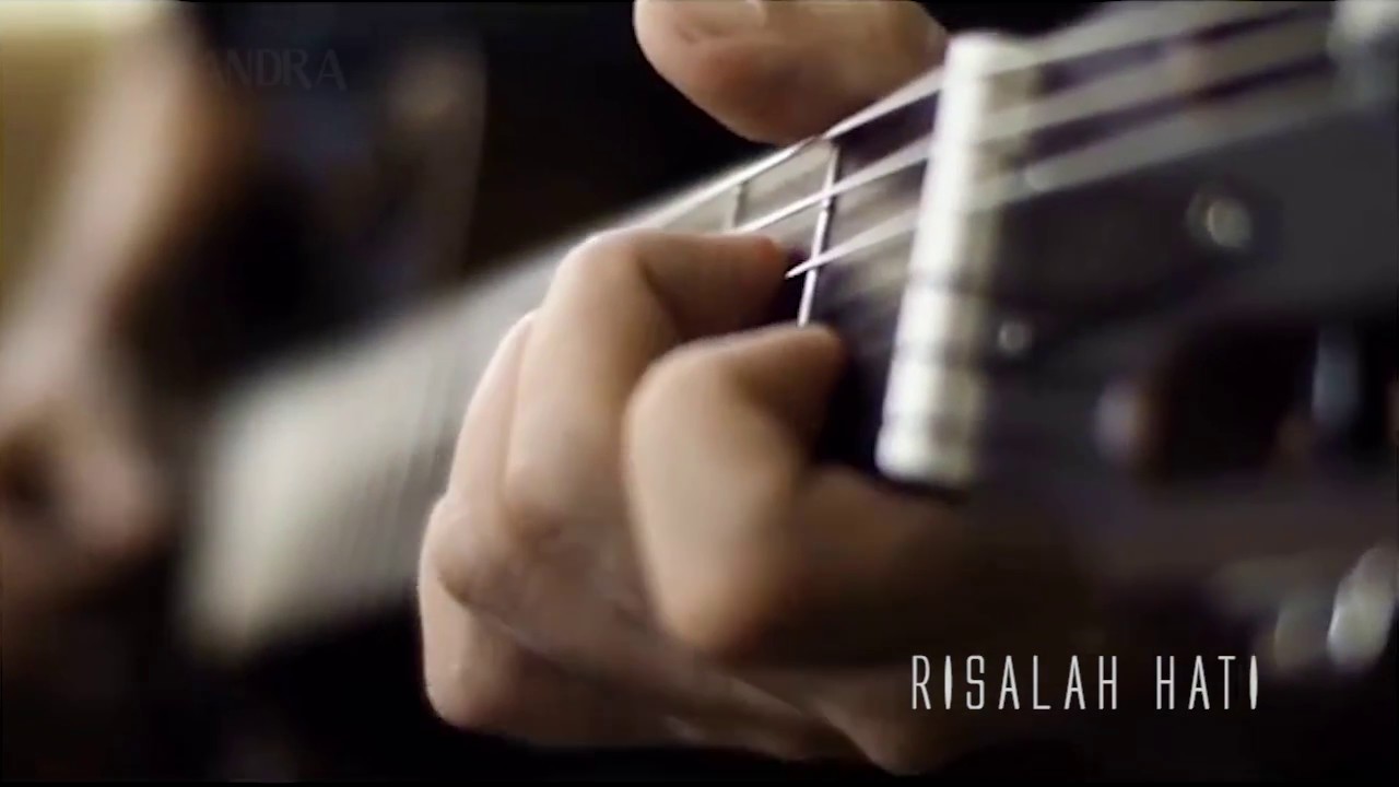 Andra 'Dewa' Ramadhan - Risalah Hati Accoustic Version - YouTube