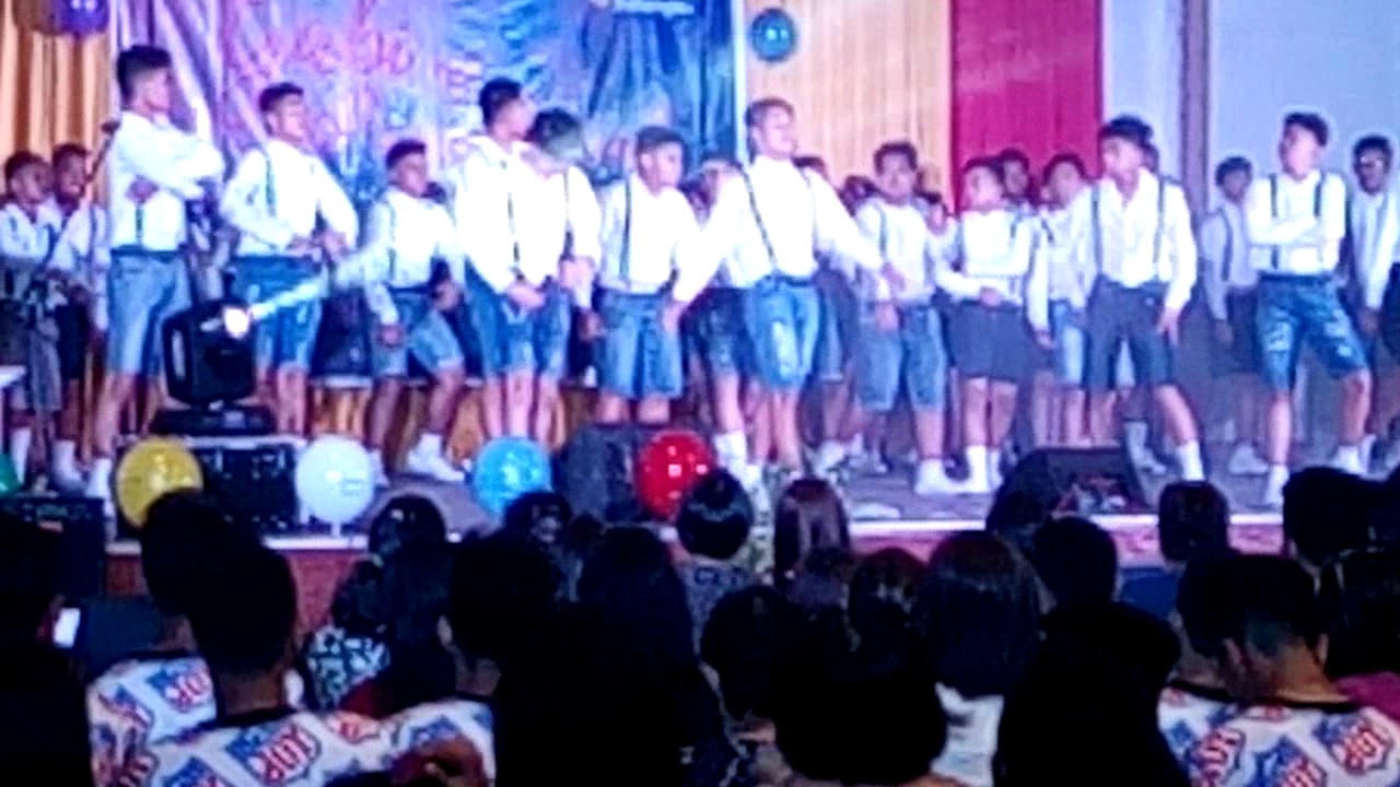 GRADE 10 DANCES😆😆😆😆 - YouTube