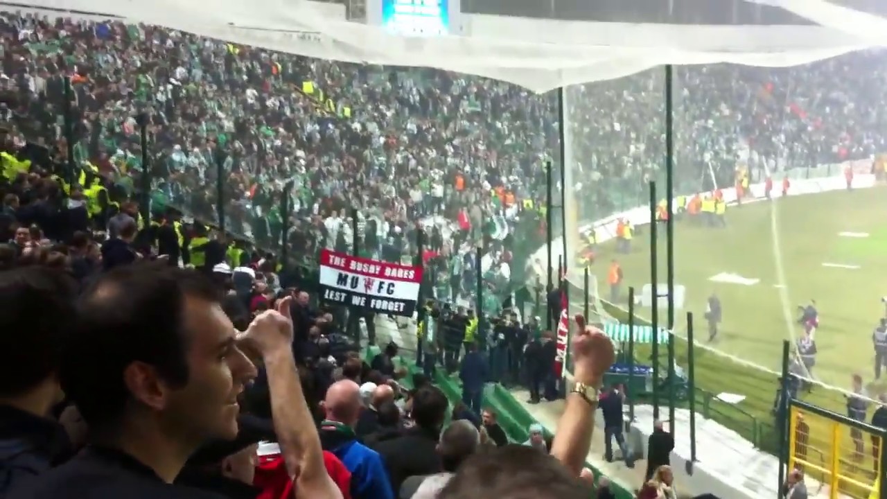 When Man Utd Fans Sees Real ULTRAS - HOLIGANS - YouTube