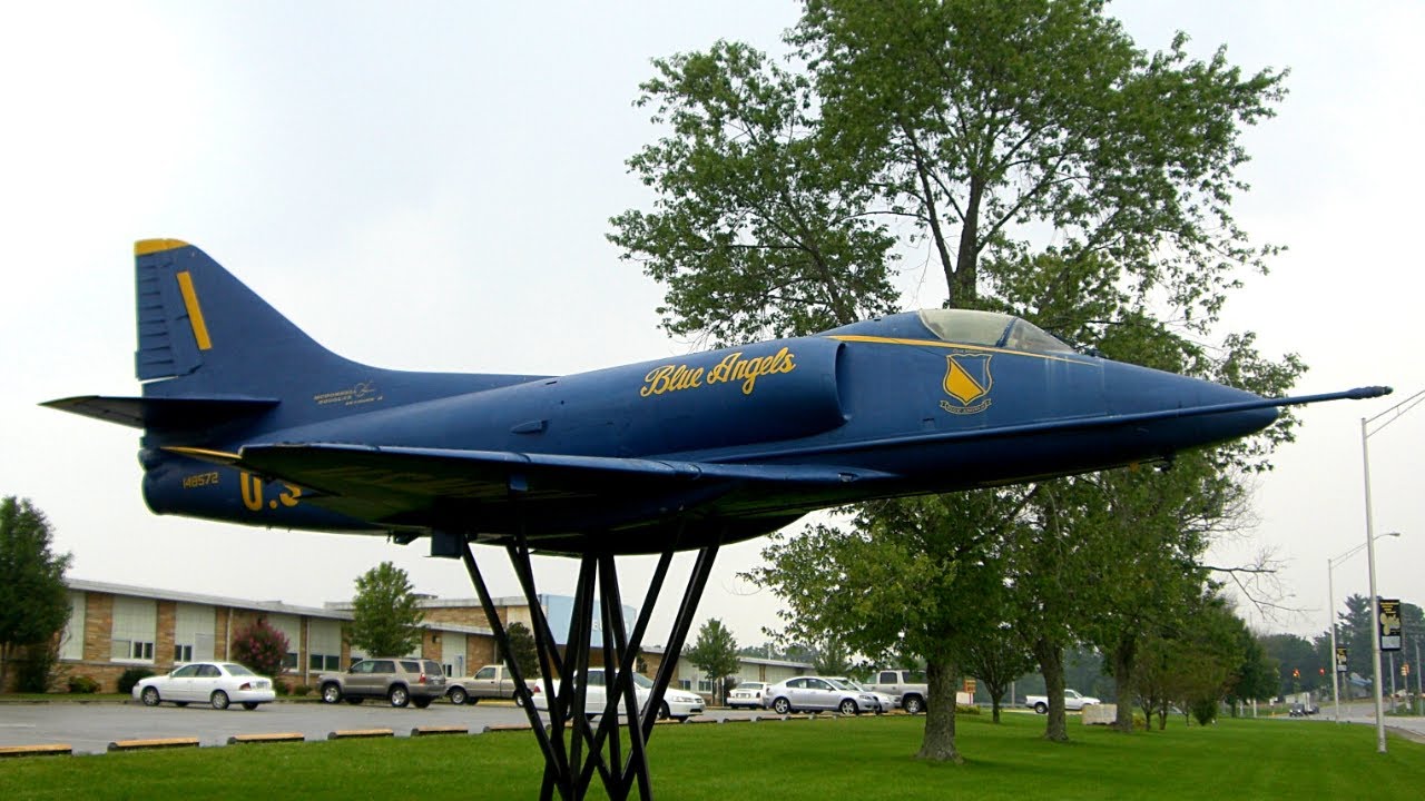 Hometown Hero: The Story Behind the Blue Angels A4 Skyhawk at ...