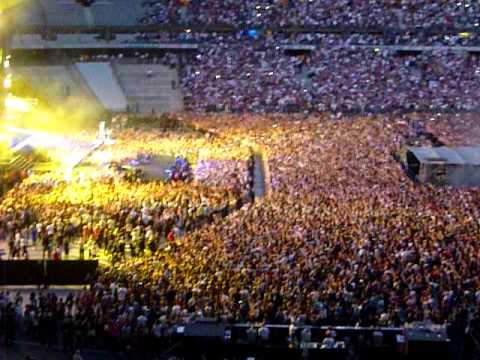 Extract of Michael Jackson - The Black Eyed Peas - Live Stade de France ...
