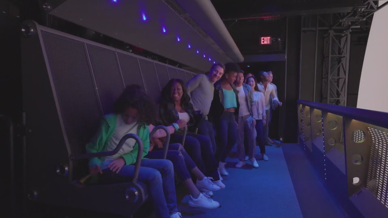 FlyOver Chicago immersive flying attraction coming to Navy Pier - YouTube