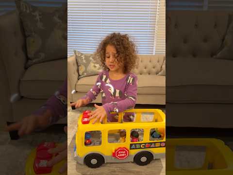 Sierra always help little sister and find solutions how to learn something new