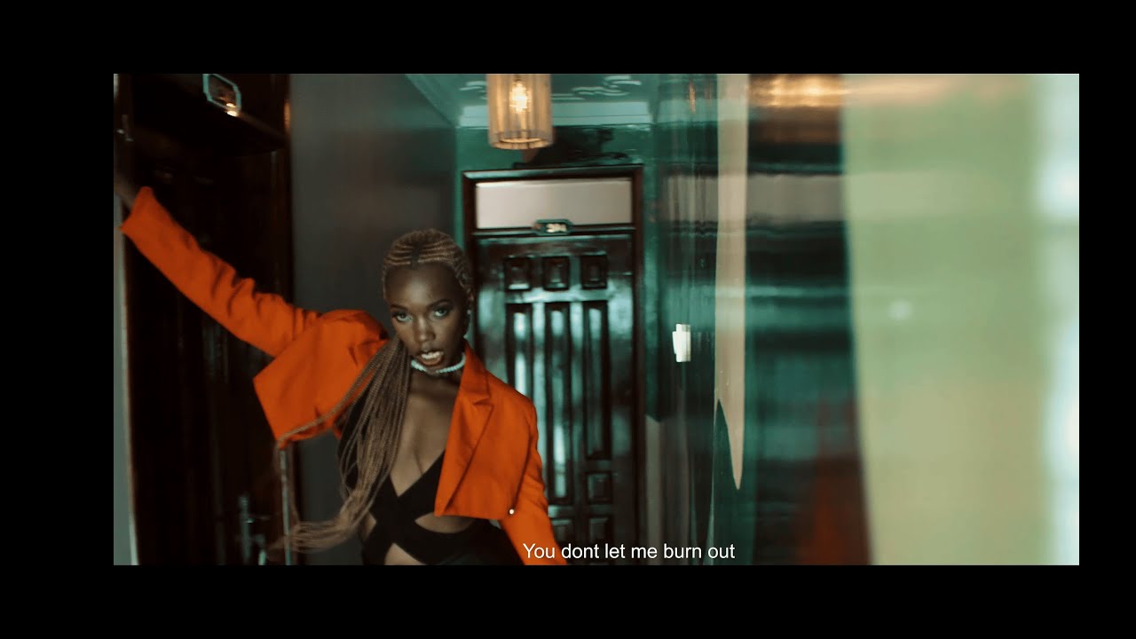 FIRE / WELLO WELLO - SHENA SKIES ( OFFICIAL MUSIC VIDEO ) - YouTube