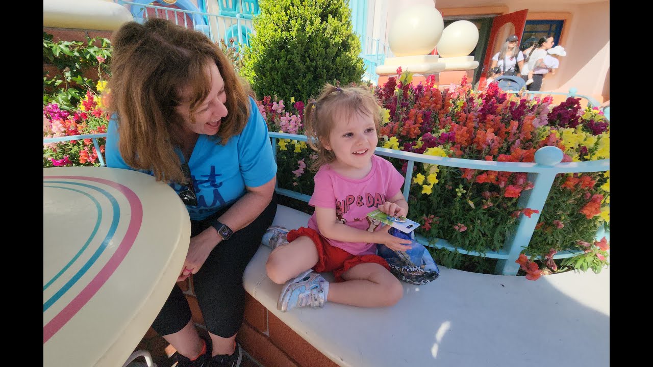 April 26, 2023 - Disneyland Day 3! Fantasyland, ToonTown, & Magic ...