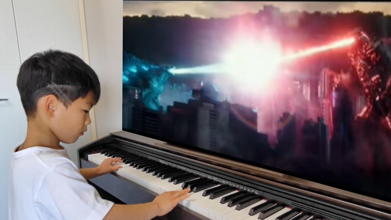 GODZILLA's THEME easy piano 6year old - YouTube