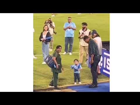 Raha Kapoor with Alia Bhatt during Football match