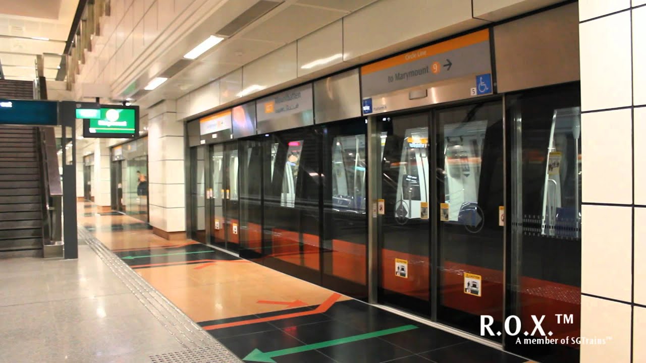 [SMRT] Circle Line [C830] Off Service train passing Mountbatten - YouTube