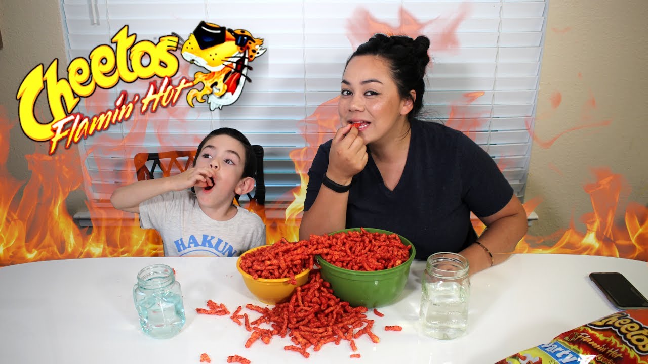 The HOT CHEETOS CHALLENGE Ft. My Mom | Who Will Win ???? - YouTube