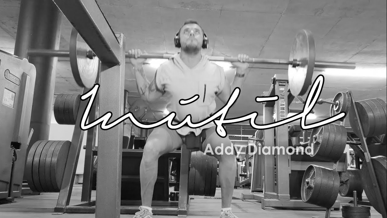 Inútil | Addy Diamond - YouTube