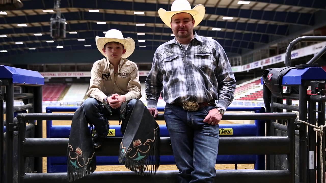 MESQUITE RODEO SPAIN FAMILY - YouTube