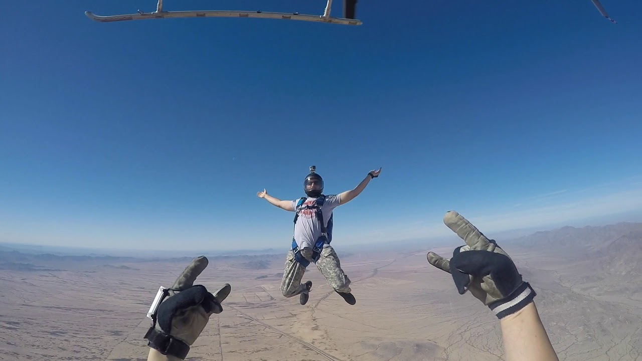 Helicopter jump at Skydive Phoenix! - YouTube