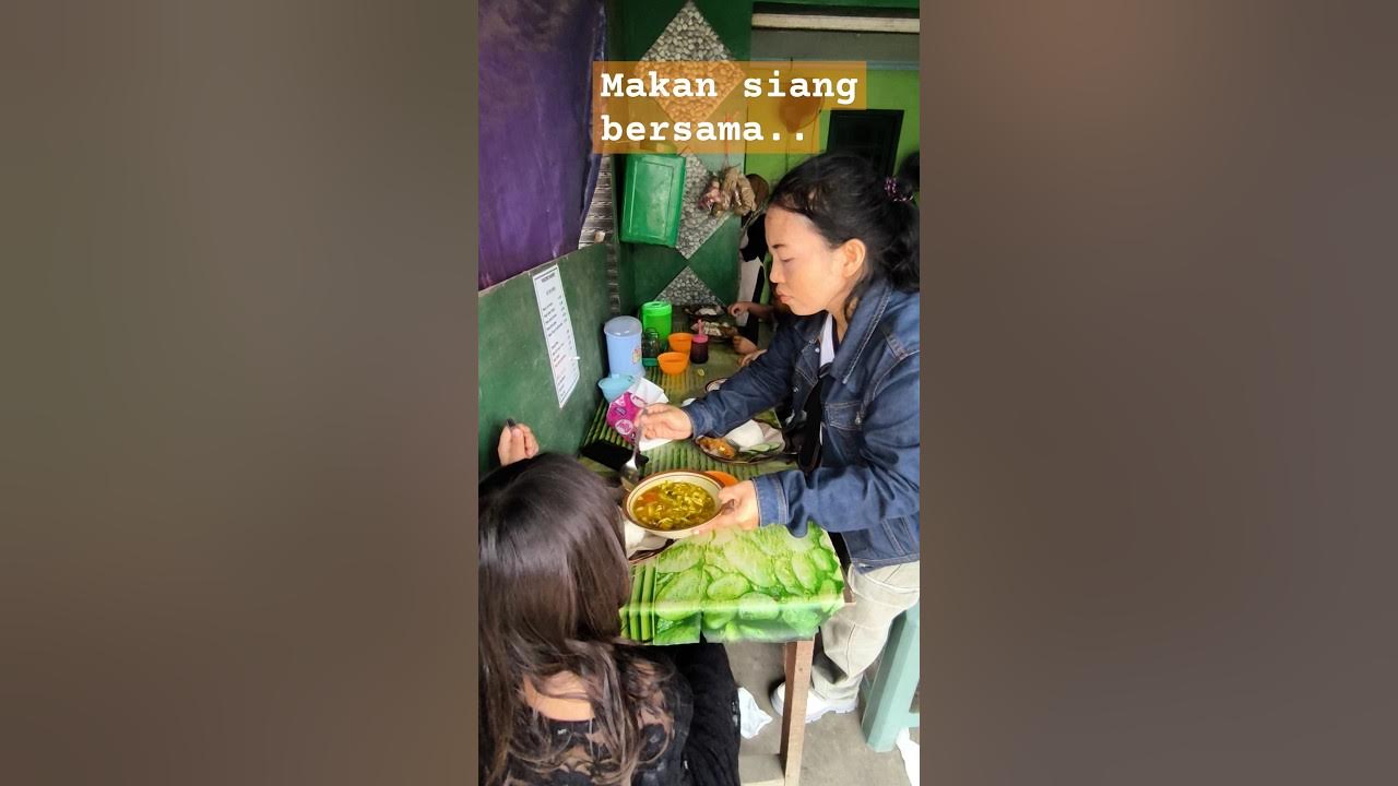 Kesini lagi makan siang bersama keluarga kecilku tercinta..🤗🥰 - YouTube