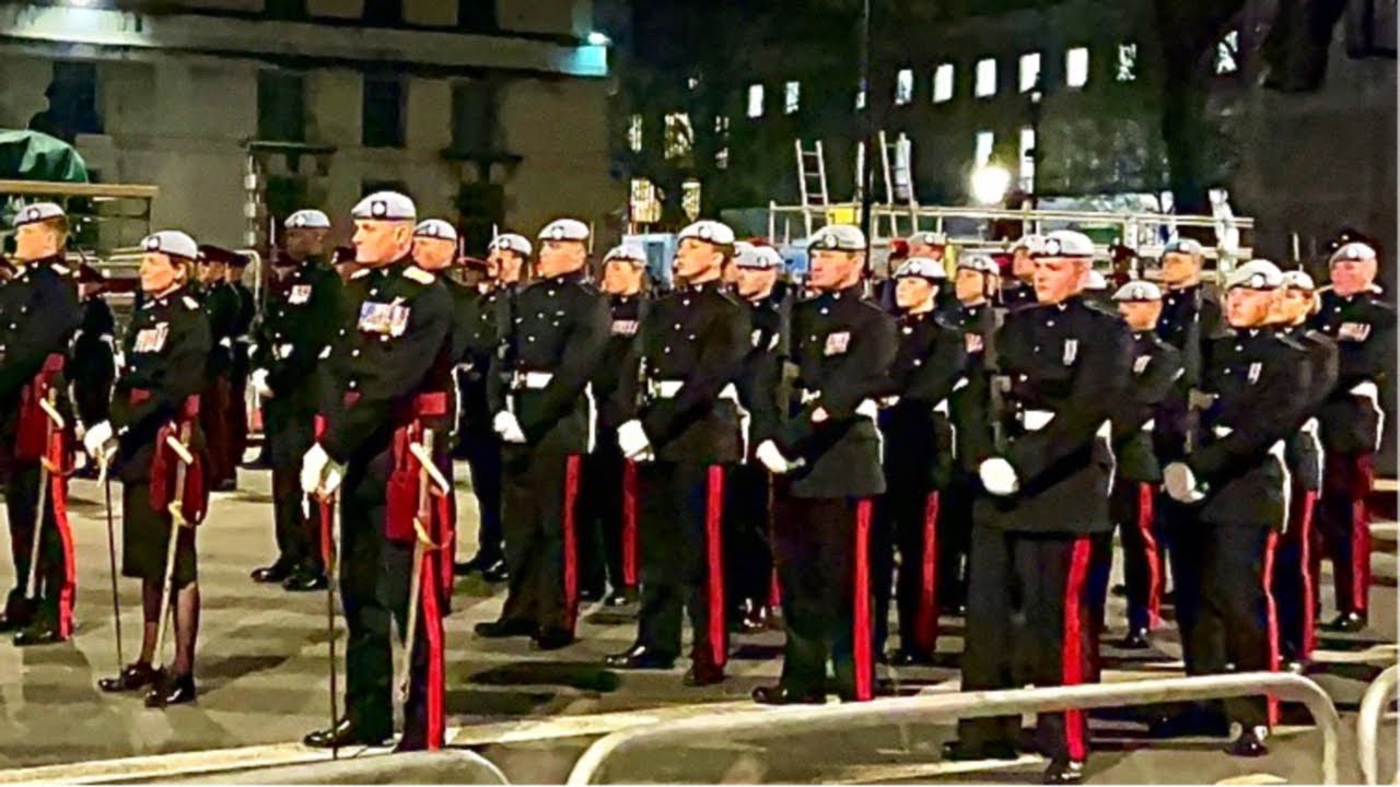 RARE UNSEEN MILITARY REHEARSAL AT HORSE GAURD PARADE! - YouTube