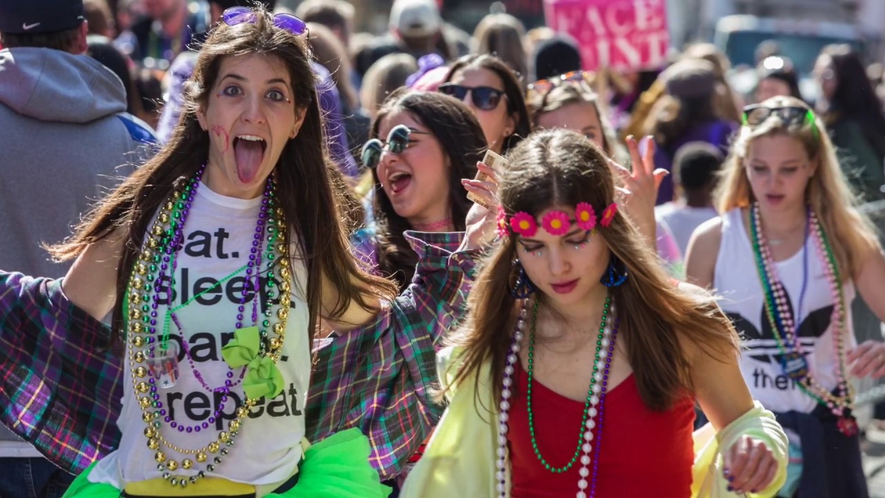 Mardi Gras fact: The neutral ground side is better than sidewalk side ...