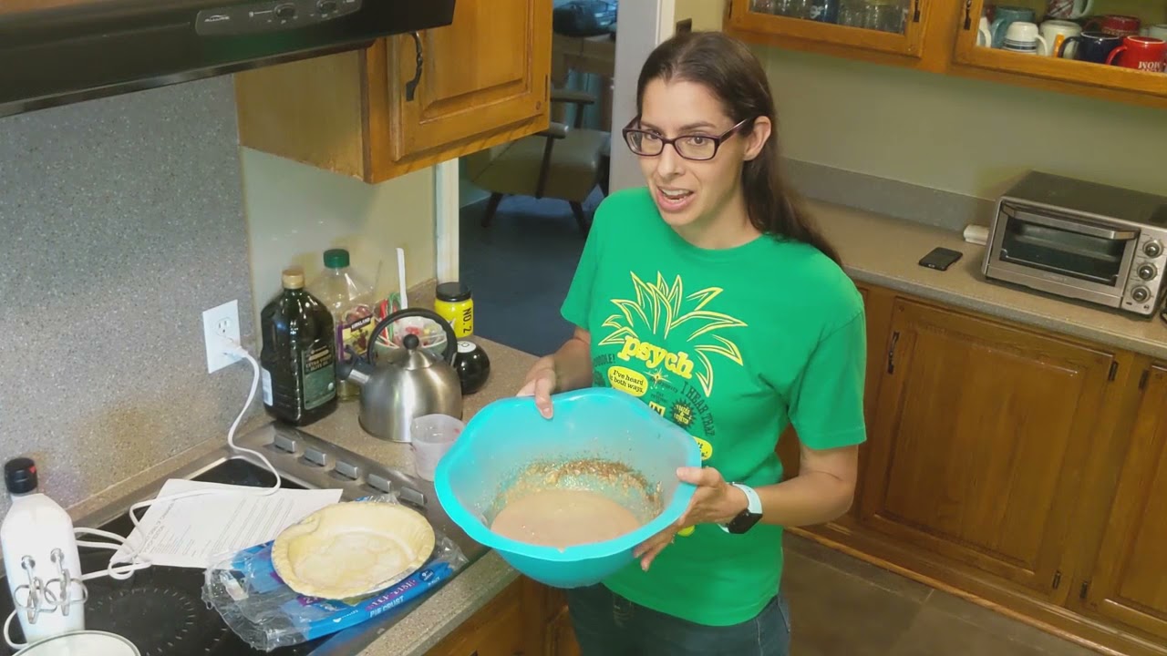 Psych Rewatch makes Cinnamon Pie (from Dual Spires) - YouTube