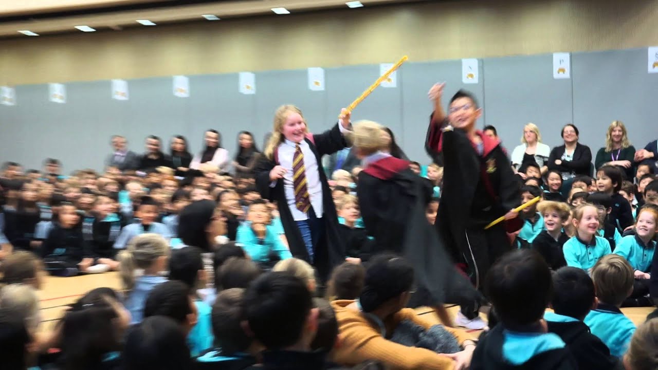 Class 4A assembly performance - 22 January 2016 - YouTube