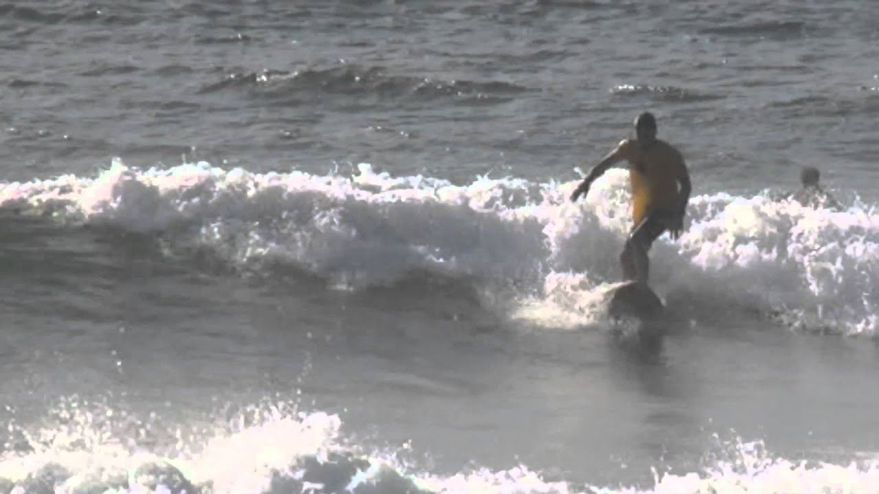 5'1" Baked Potato TechnoGrain Firewire surfing at Noosa QLD - YouTube