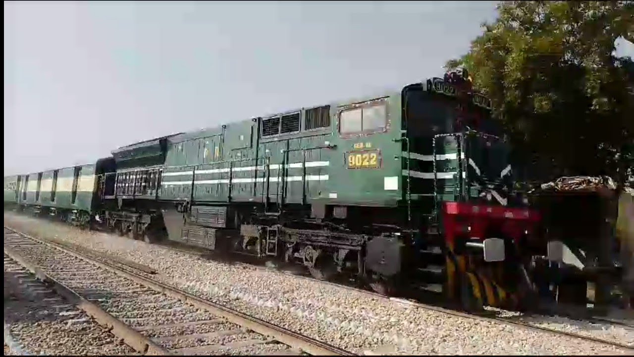 Restored Awam Express Train || After 16 Months Pakistan Railways # ...