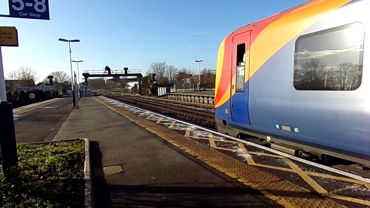 Trains at Surbiton, Wednesday 28th December, 2016. - YouTube