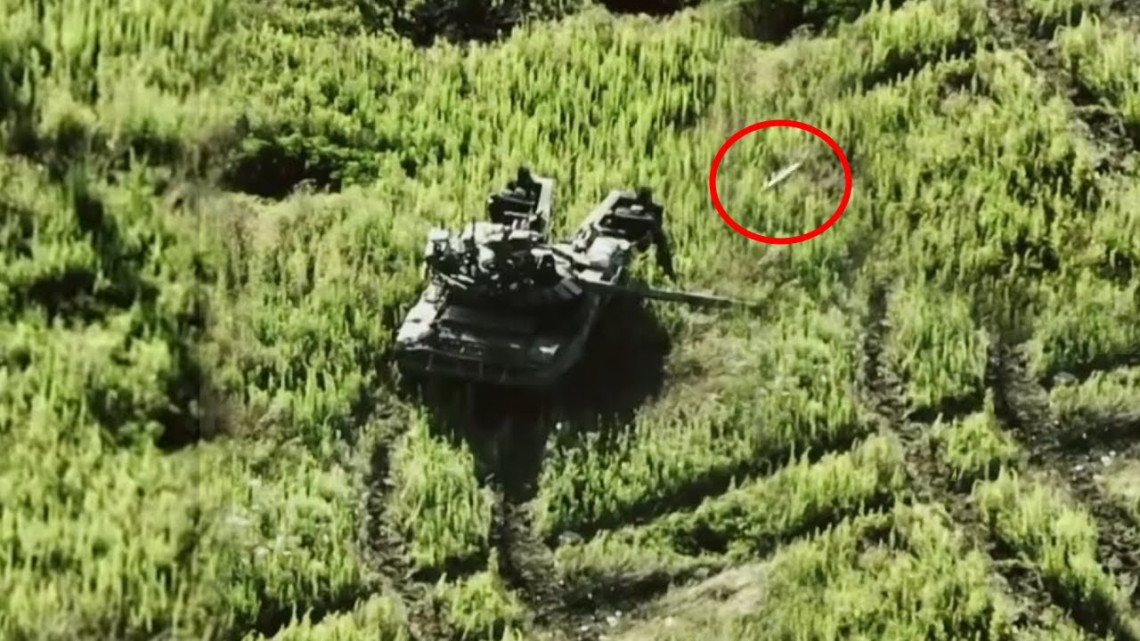 T-72B3 With KMT-7 Anti Tank Remover Get Hit By Javelin Missile - YouTube