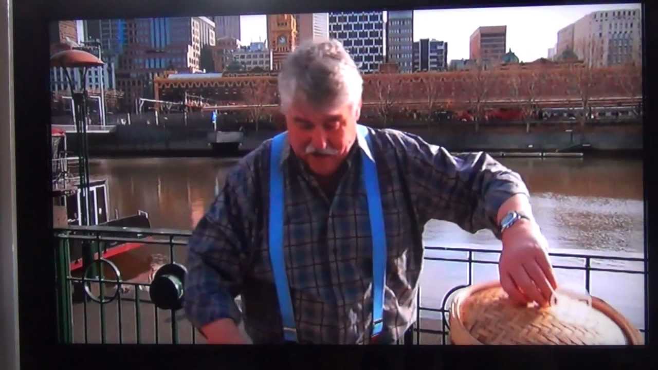 HUEYS KITCHEN:STEAMED FISH WITH SOY+ GINGER - YouTube