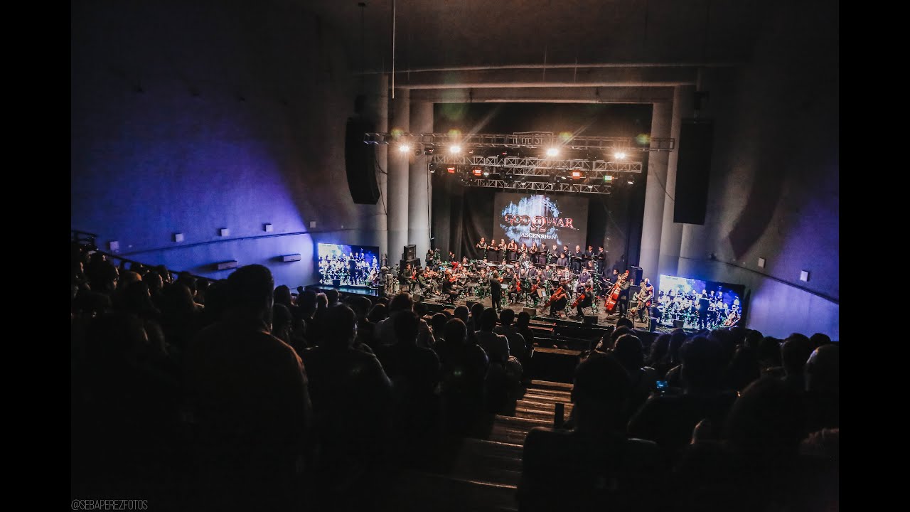 The Geek Orchestra - Main Menu Theme GOW III (En Vivo) - YouTube