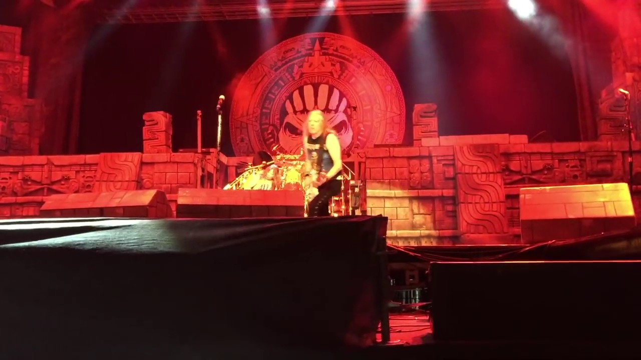 IRON MAIDEN - The Red and the Black (Live - Córdoba, Argentina) - YouTube