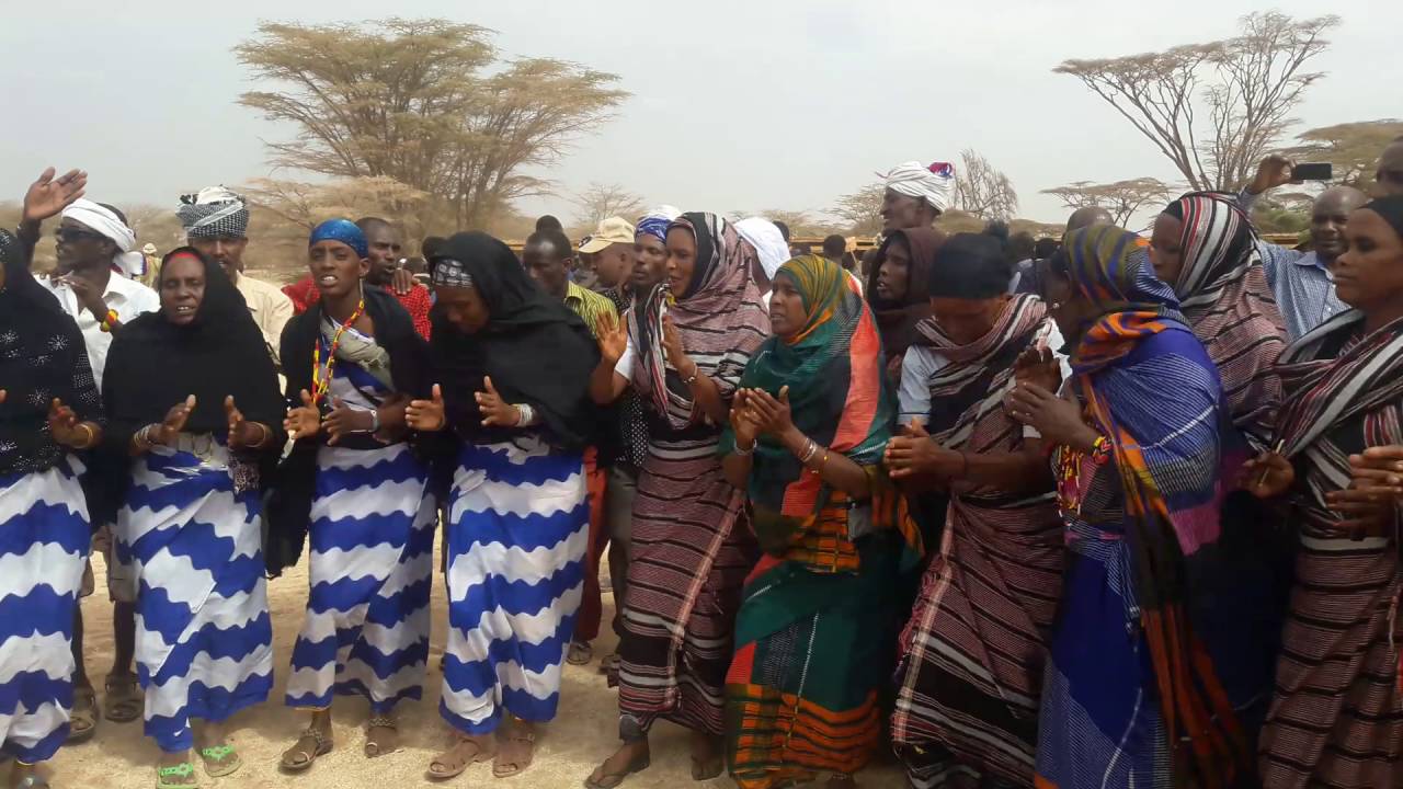 Wayu Dance - YouTube