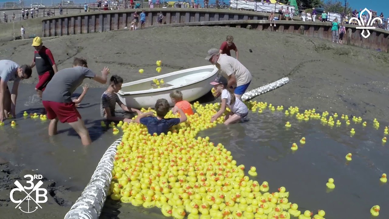 Duck Race 2018 - YouTube