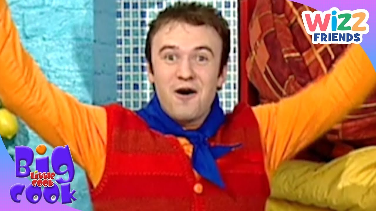 Big Cook Little Cook | Princess Pea Pie | Food Fun | @WizzFriends - YouTube