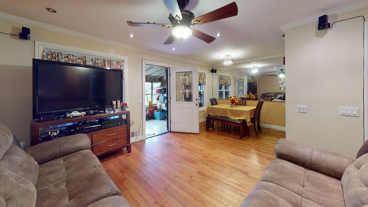 2834 West 17th Street, Brooklyn, NY - Presented by Edwin Cosme - YouTube